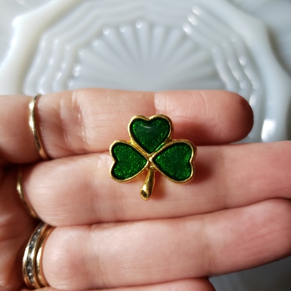 Unbranded | Jewelry | Four Leaf Clover Enamel Pin | Poshmark